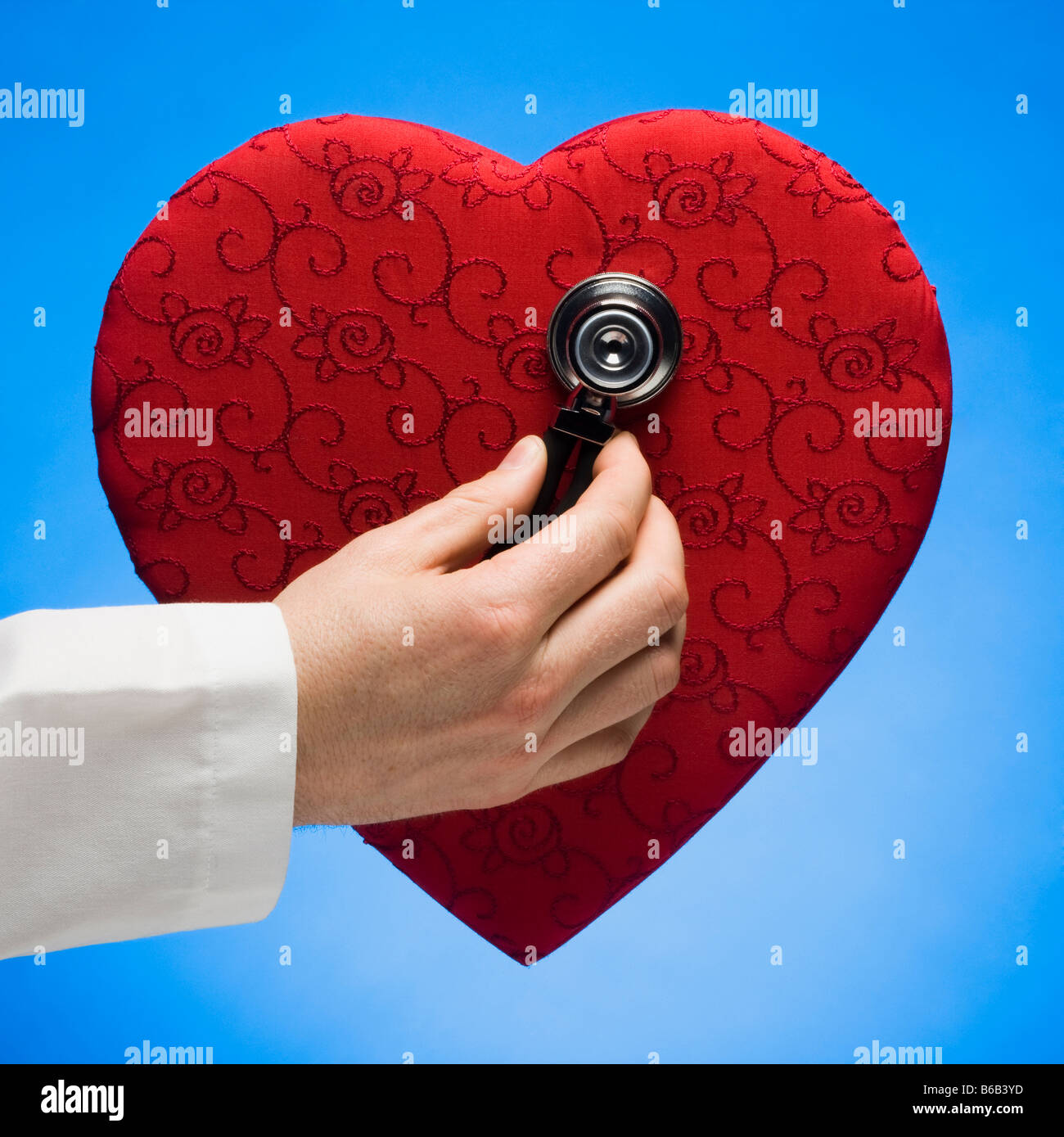 Heart with stethoscope hi-res stock photography and images - Alamy