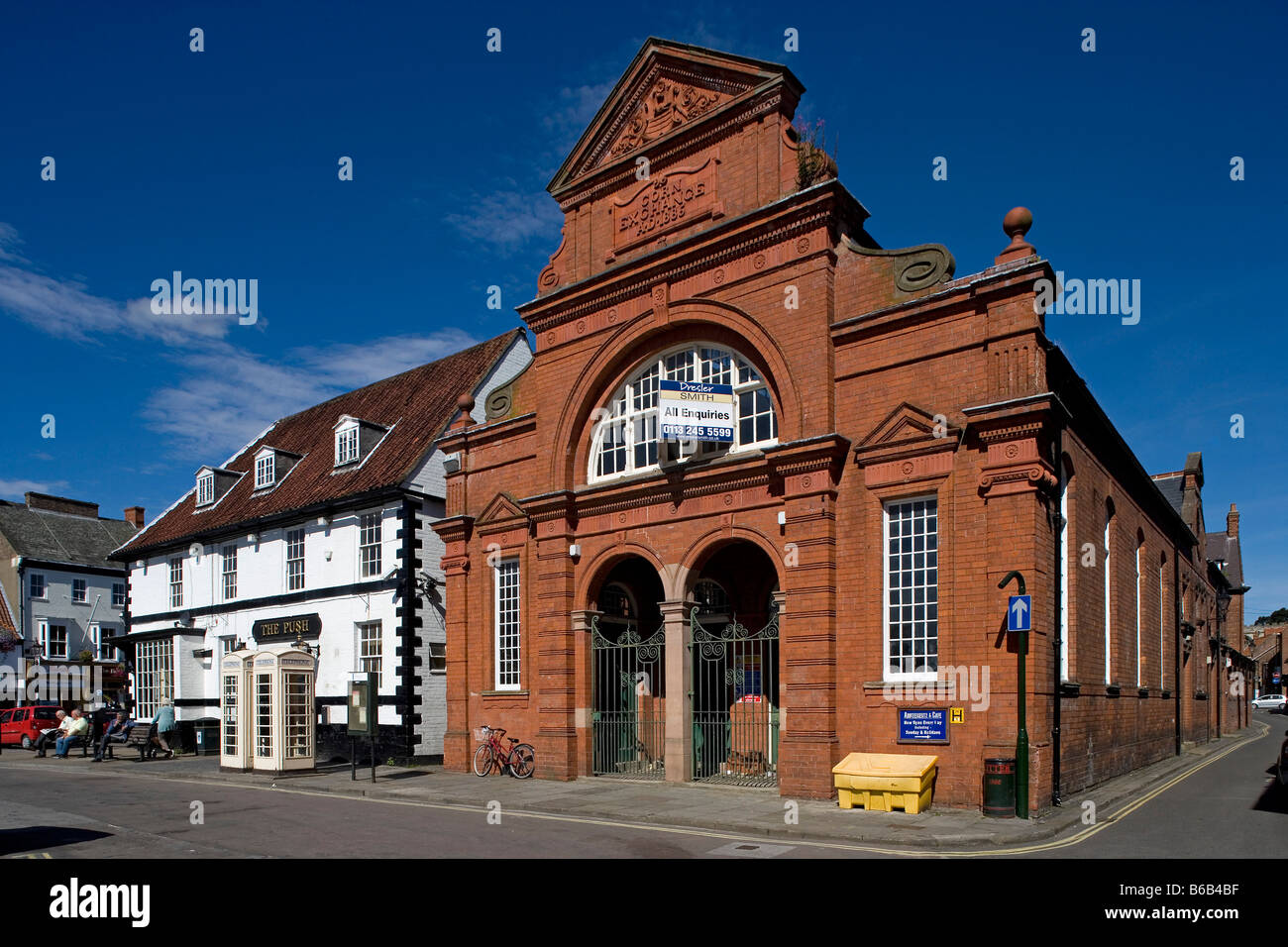 Beverley saturday market square hi-res stock photography and images - Alamy