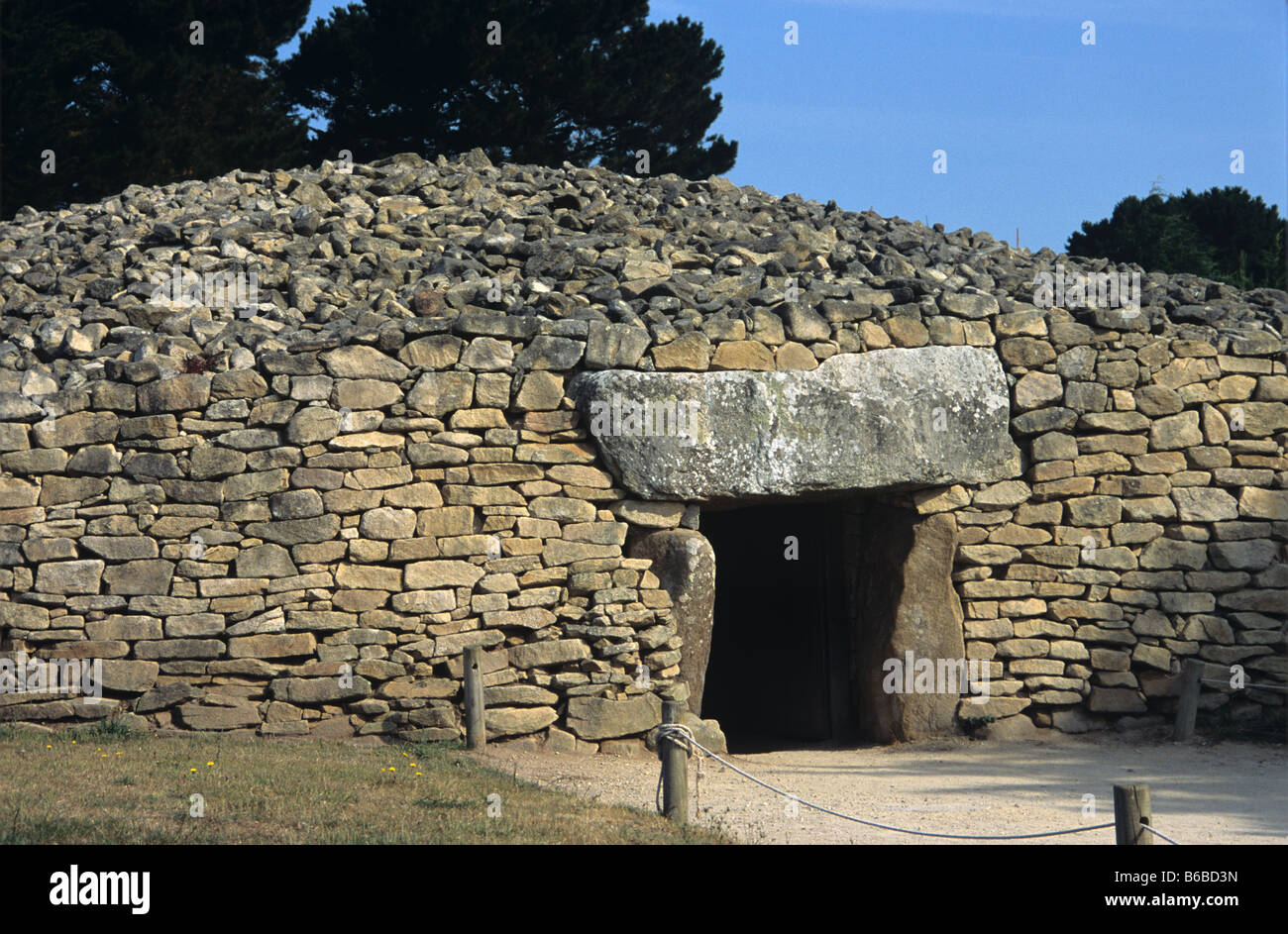 A passage grave - the Table des Marchand, 3700 BC, Locmariaquer ...