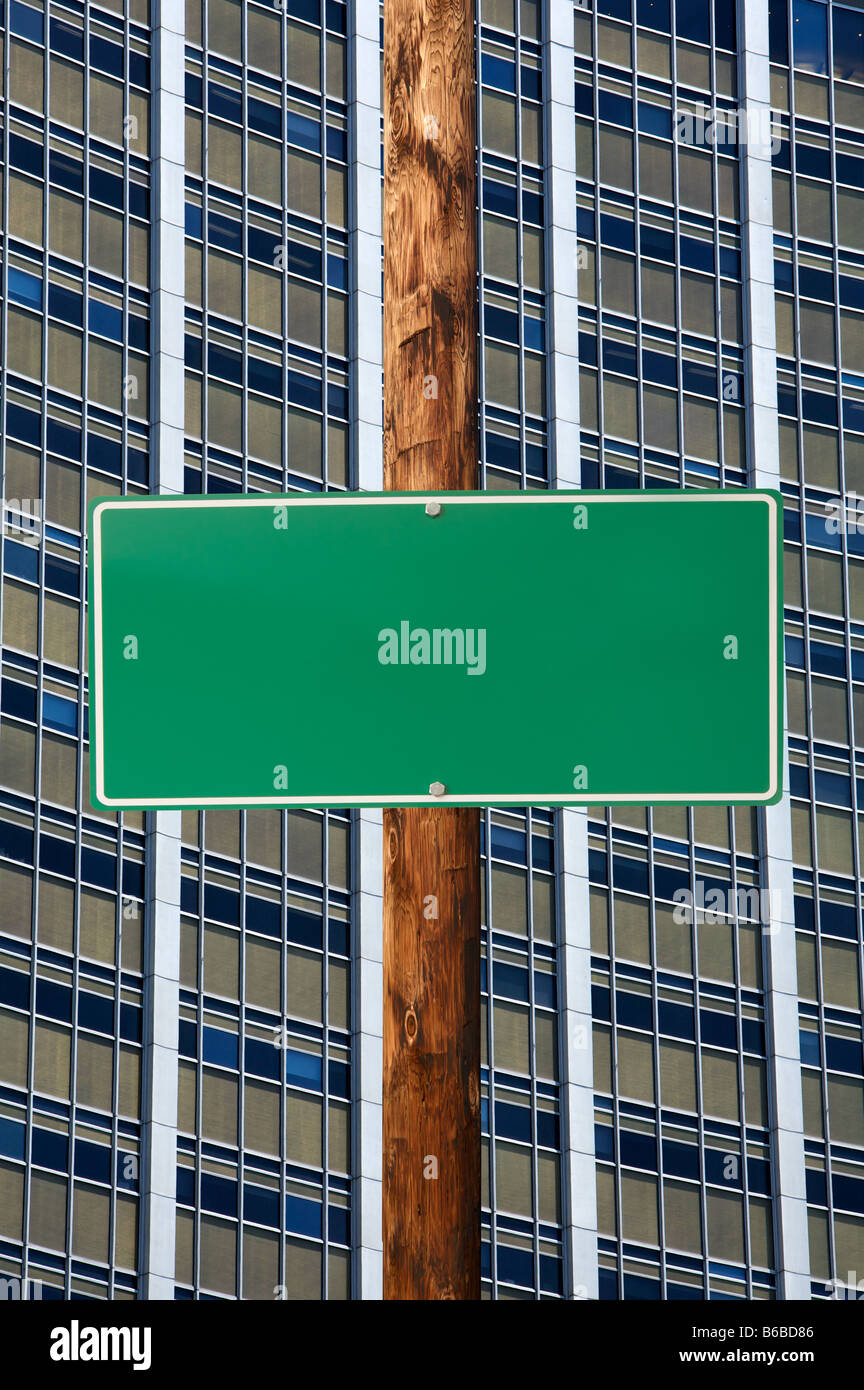 blank green traffic sign Stock Photo - Alamy