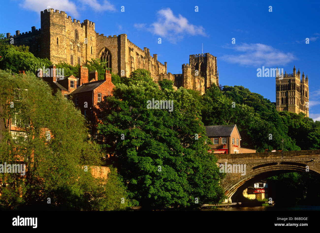 Durham castle cathedral overlooking river hi-res stock photography and ...