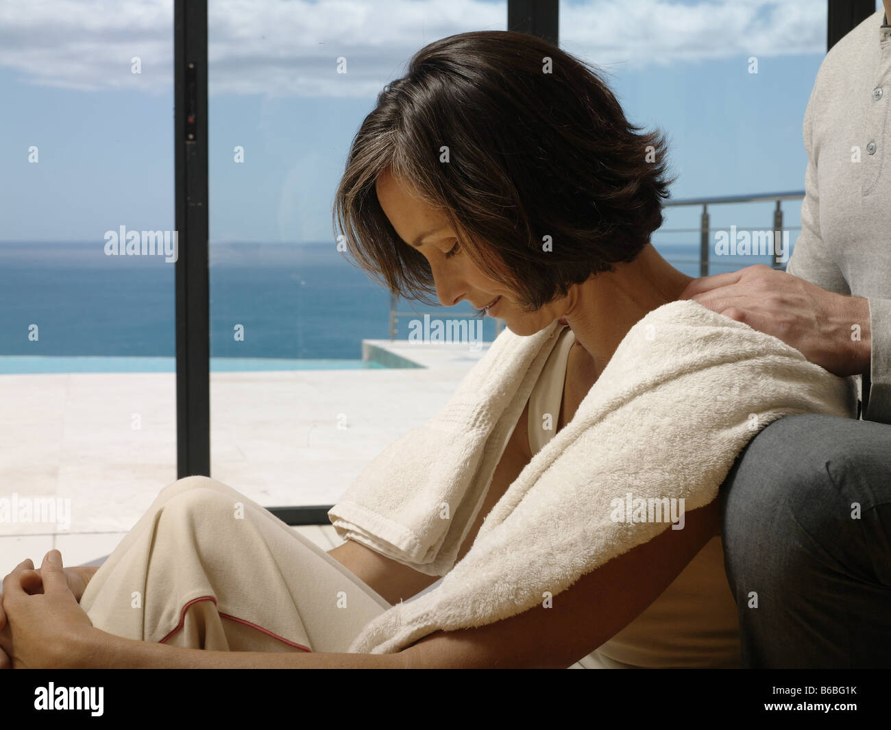 Massaging pictures hi-res stock photography and images - Alamy