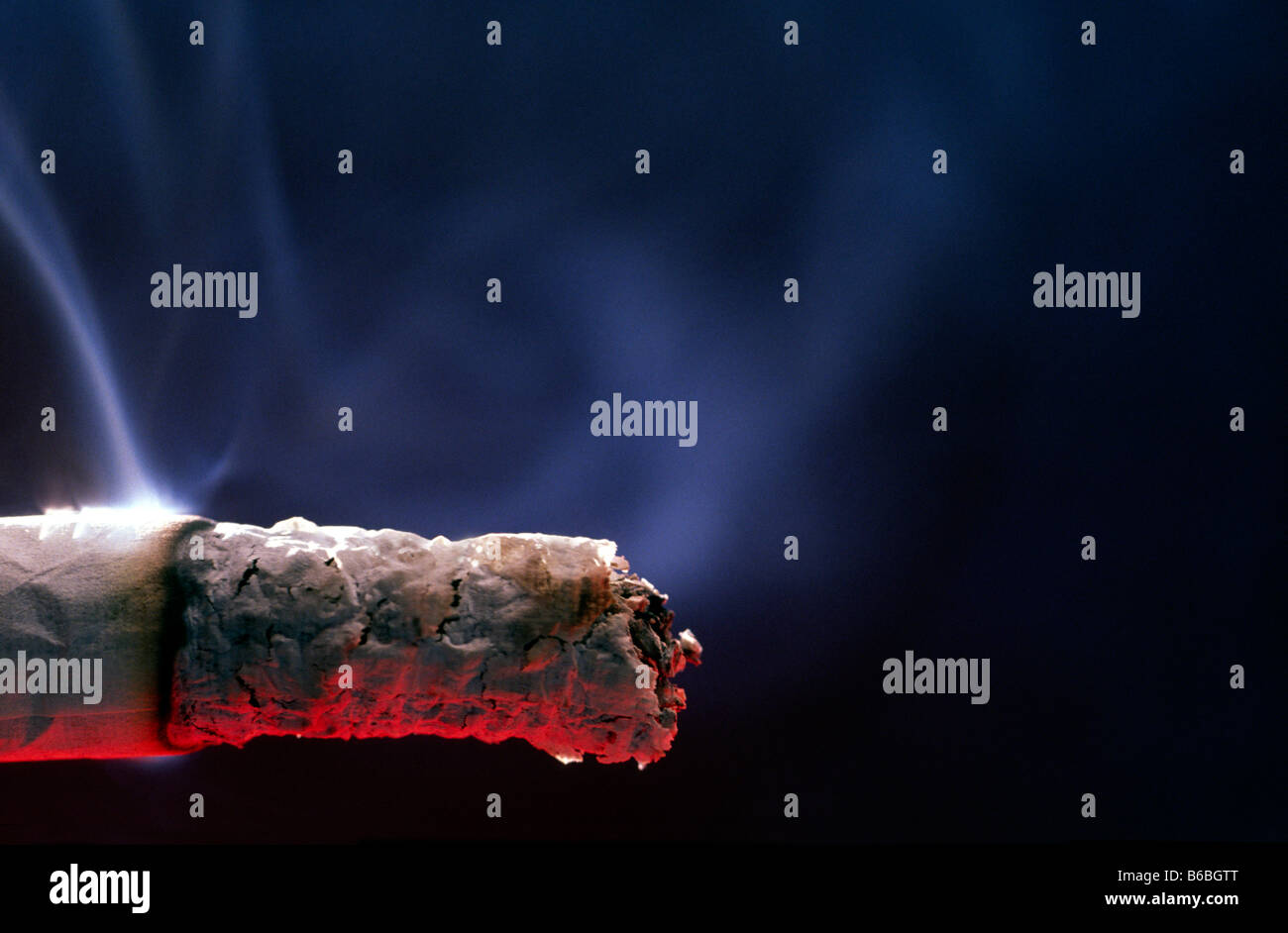 Cigarette tobacco smoking macro shots hi-res stock photography and ...