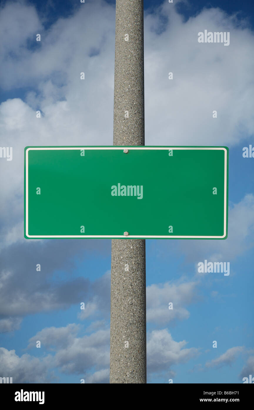 blank green traffic sign Stock Photo - Alamy