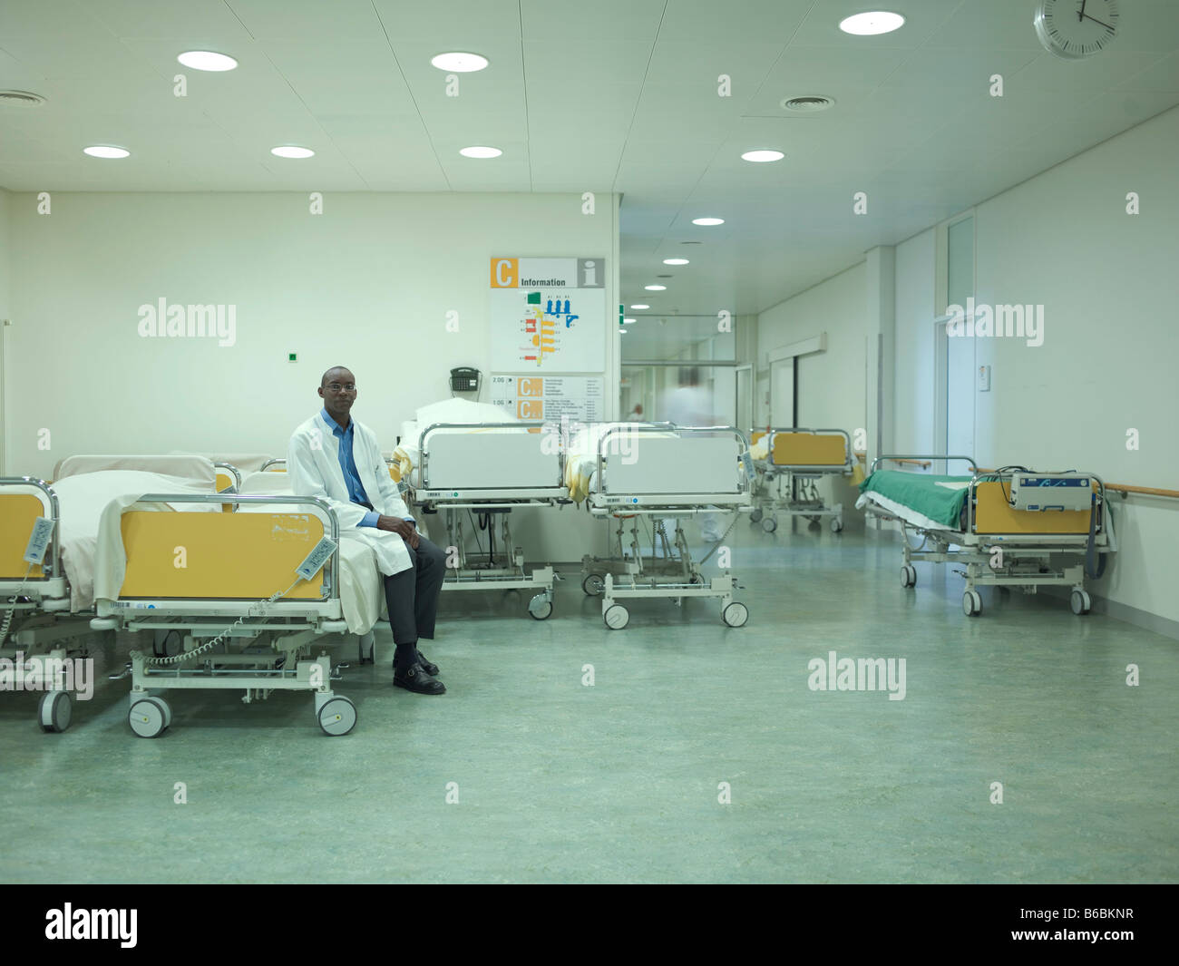 Interiors of hospital ward Stock Photo - Alamy