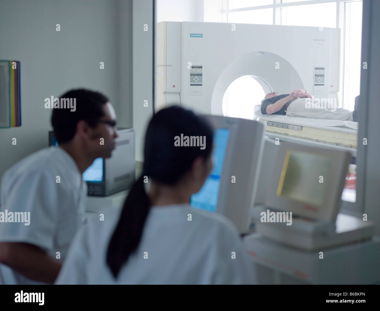 Mri photographs hi-res stock photography and images - Alamy