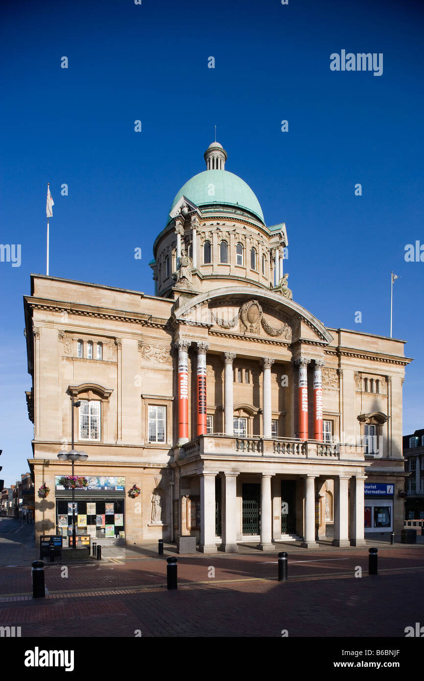 City hall in hull hi-res stock photography and images - Alamy