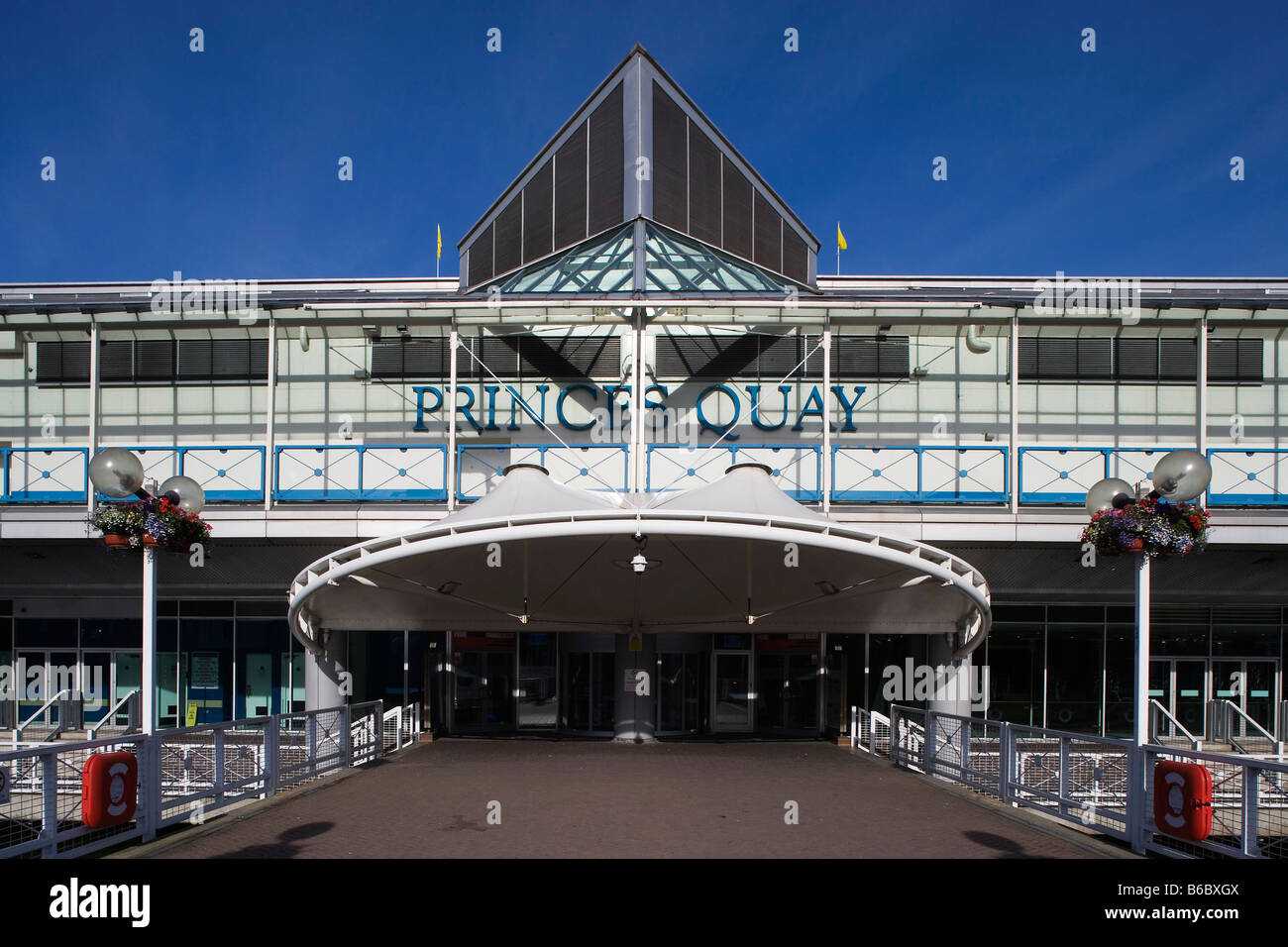 Kingston Upon Hull Princess Quay Shopping Centre Princess Dock East ...