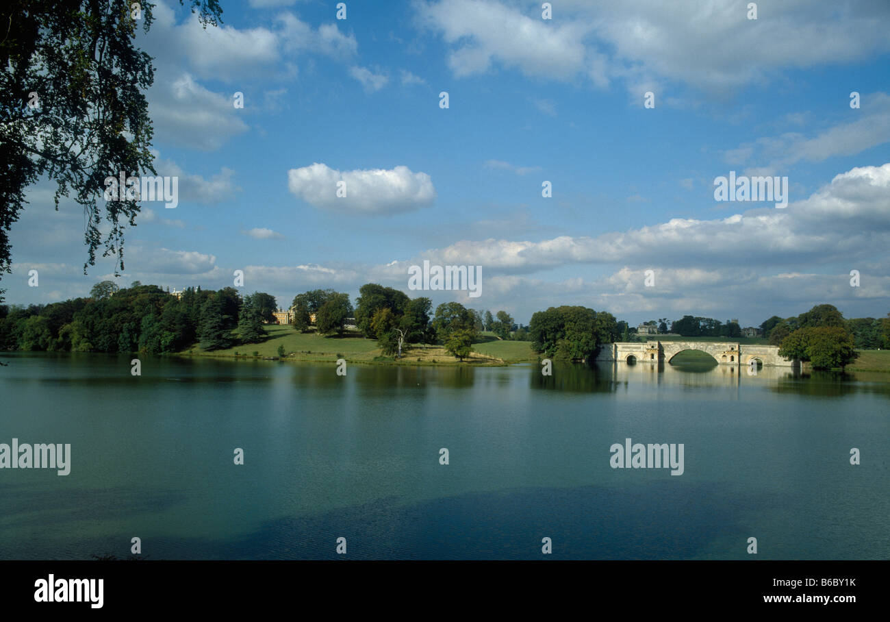 Capability brown bridge hi-res stock photography and images - Alamy