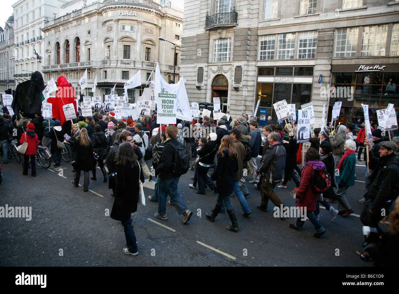 Campaign Against Climate Change, national climate march in London on ...