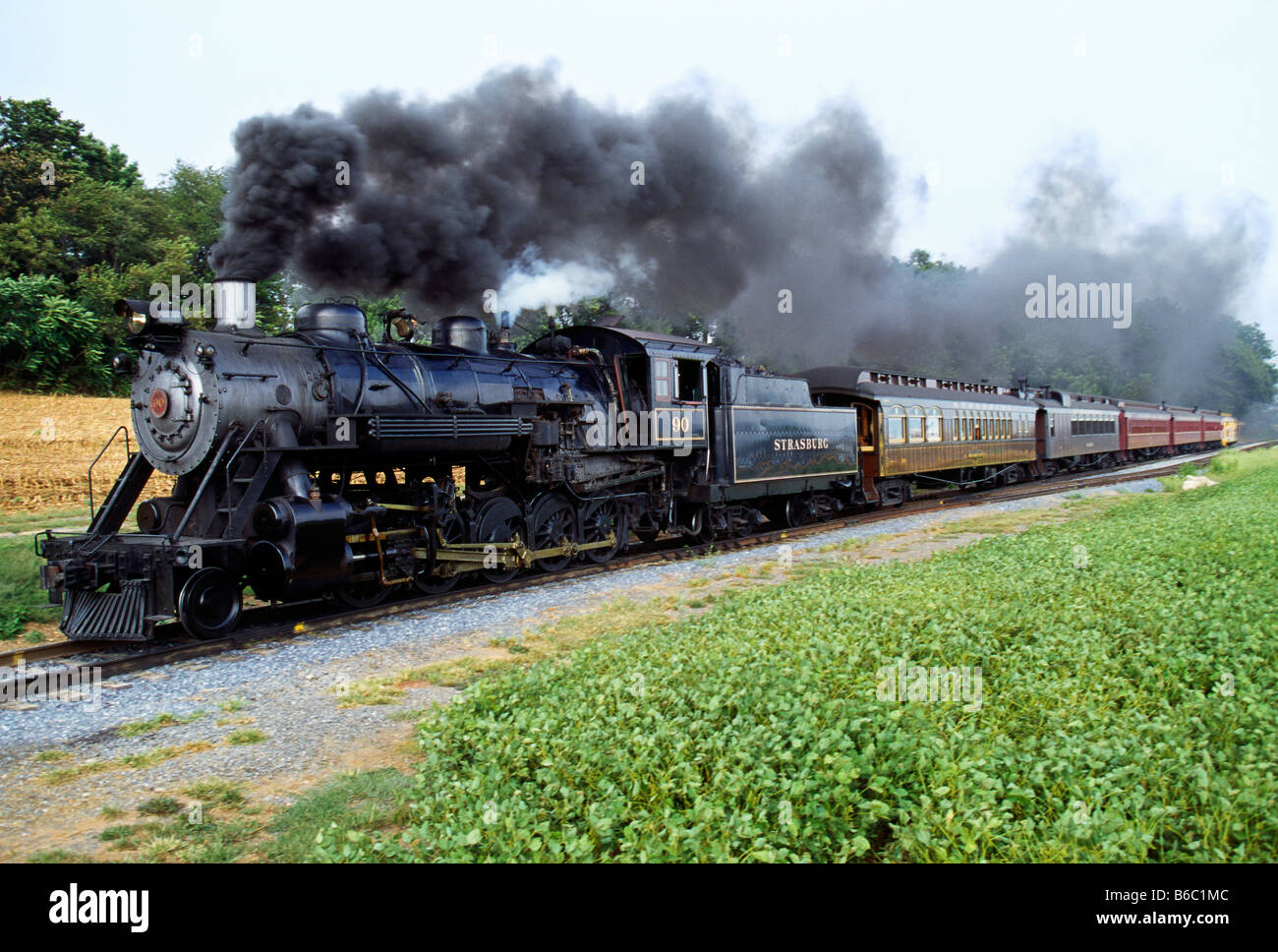 Locomotive engine pulling the Strasburg Railroad, the oldest short-line ...