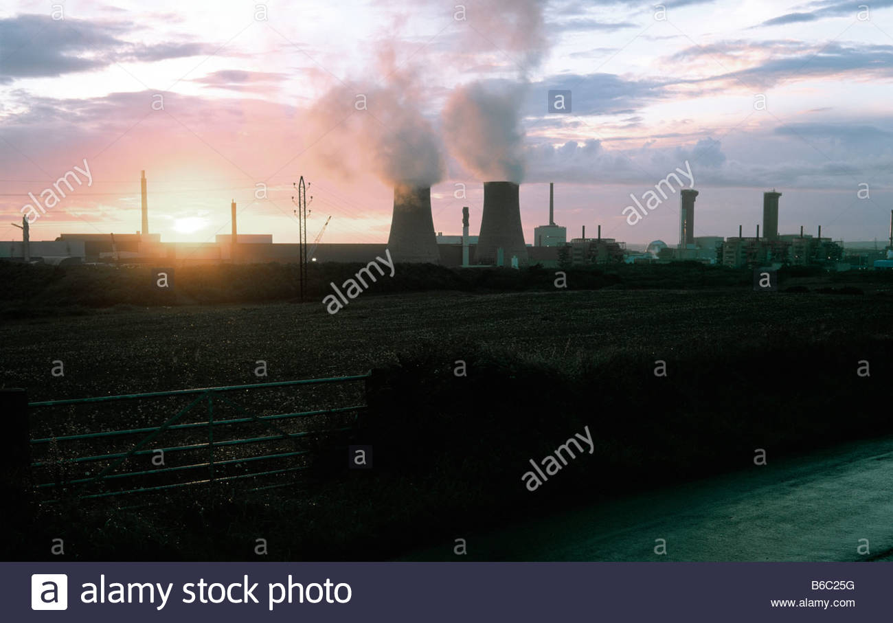 Sellafield Reprocessing Plant Stock Photos & Sellafield Reprocessing ...