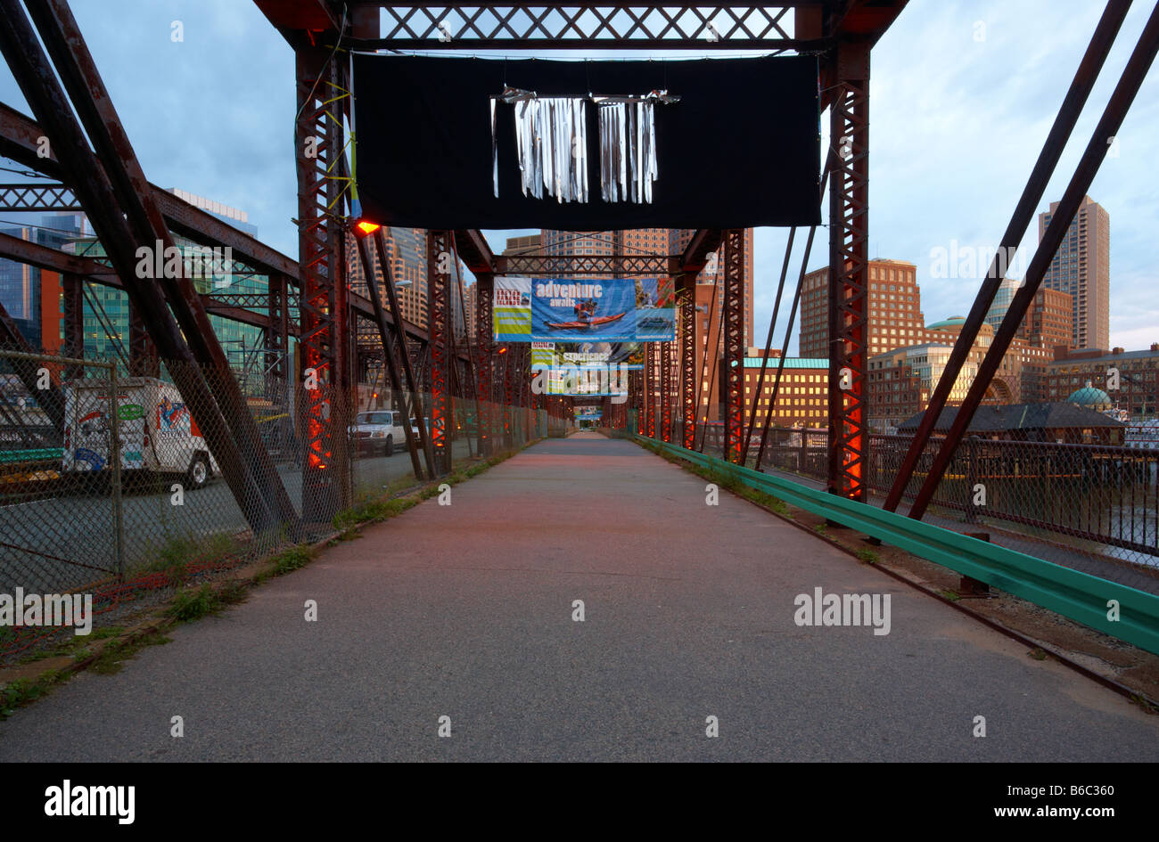 Old northern avenue bridge hi-res stock photography and images - Alamy