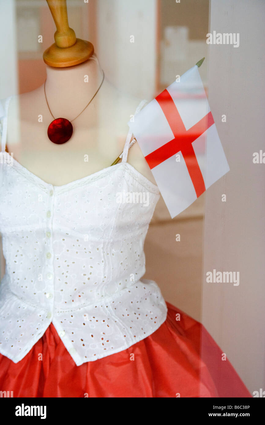 St georges cross flag hi-res stock photography and images - Alamy