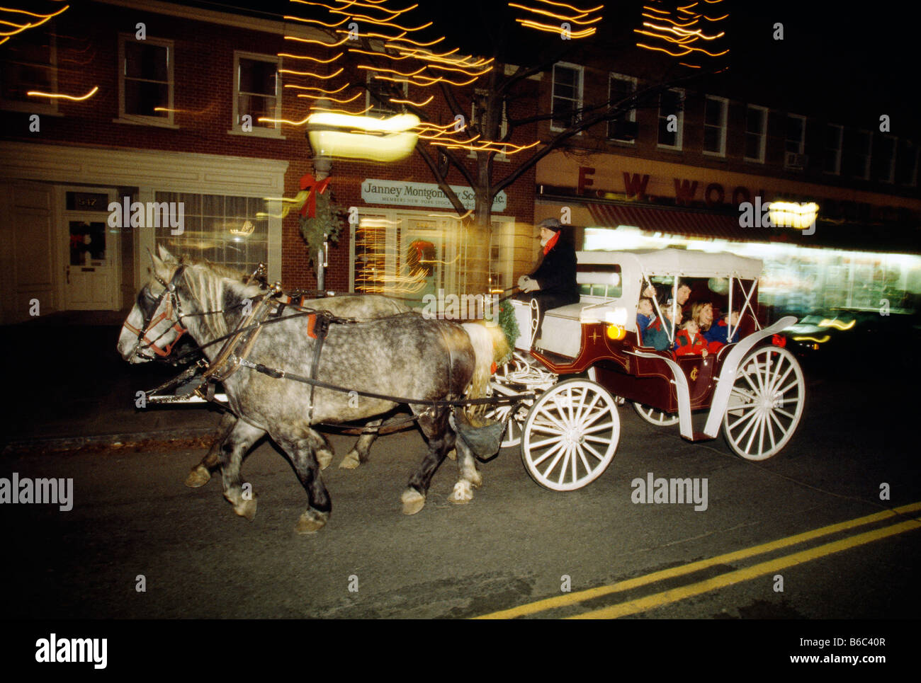 Man drawn carriage hi-res stock photography and images - Alamy