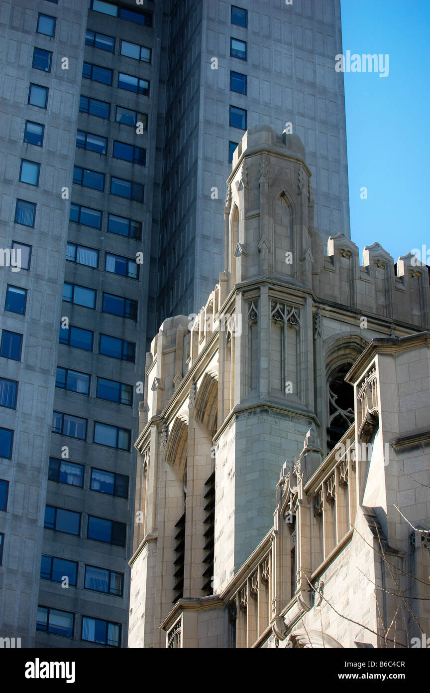 Modern architecture type skyscraper hi-res stock photography and images ...