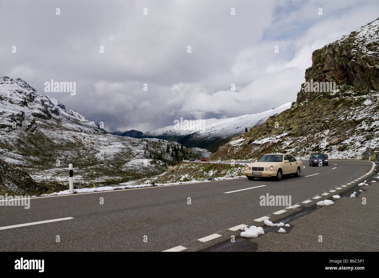 Car alps pass hi-res stock photography and images - Alamy
