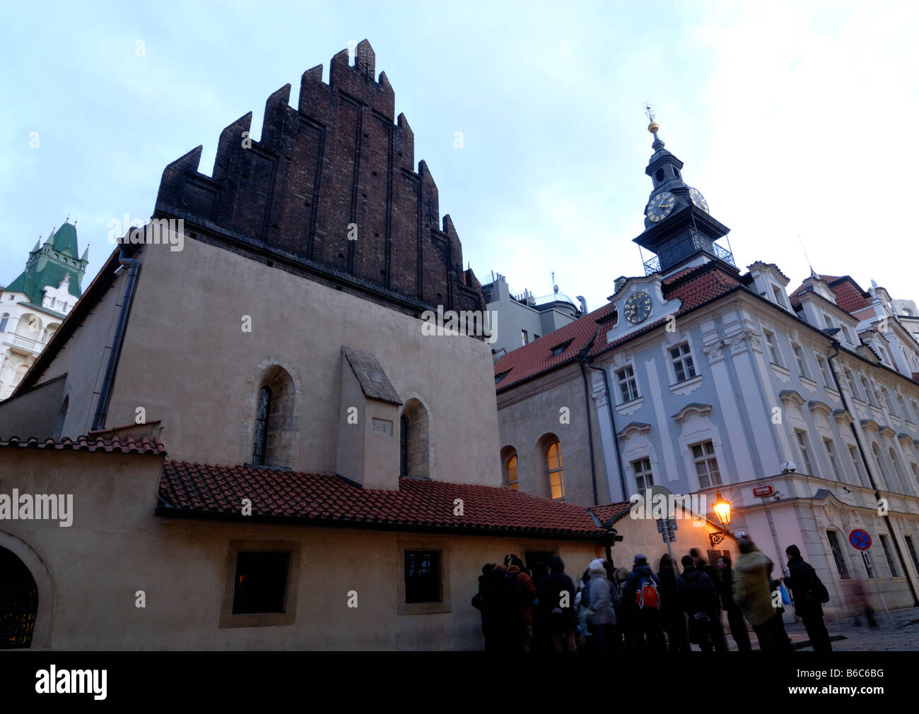 Old new synagogue parizska street hi-res stock photography and images ...