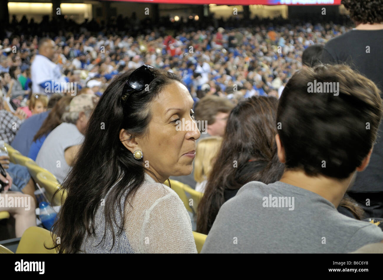 Members audience make hi-res stock photography and images - Alamy