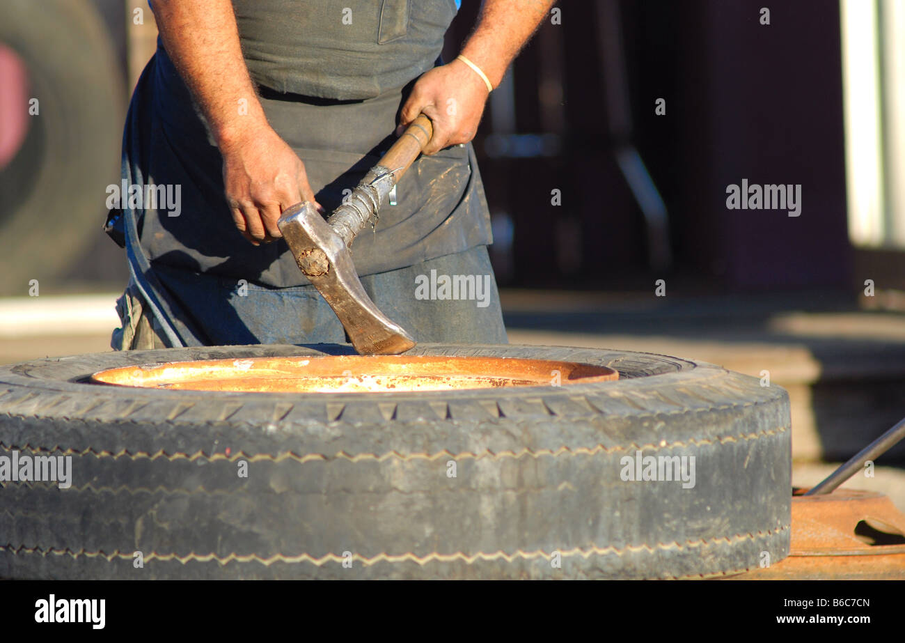 Removing a tire from a wheel hi-res stock photography and images - Alamy