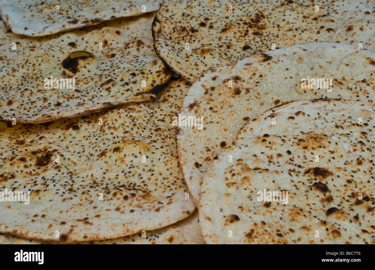 traditional iranian bread Stock Photo - Alamy