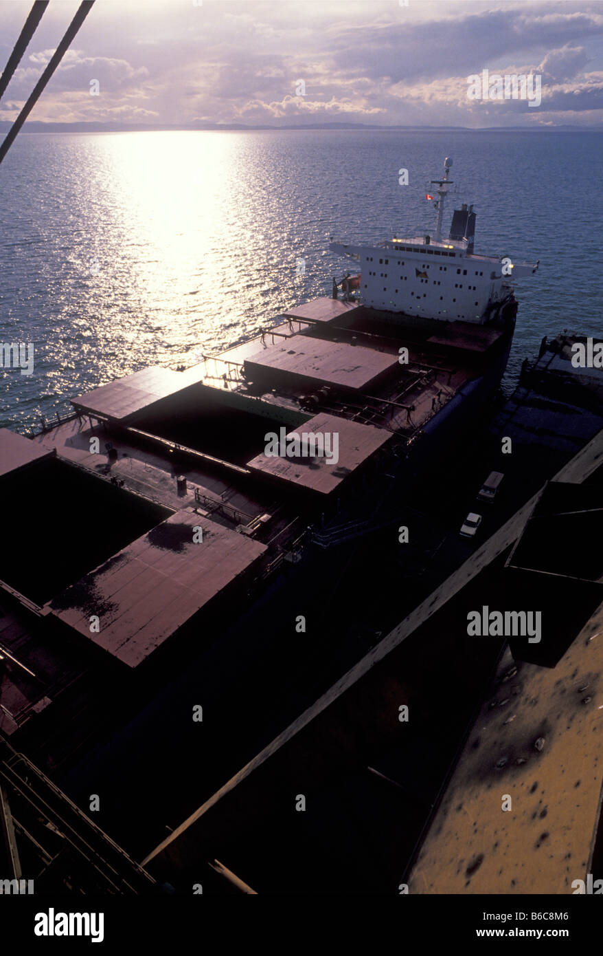 Coal Being Loaded High Resolution Stock Photography and Images - Alamy