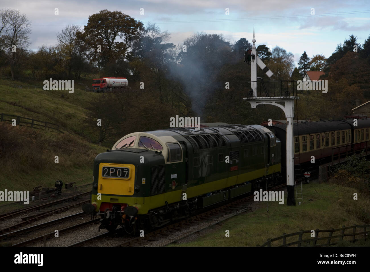 Class 55 Deltic Locomotive Stock Photo - Alamy