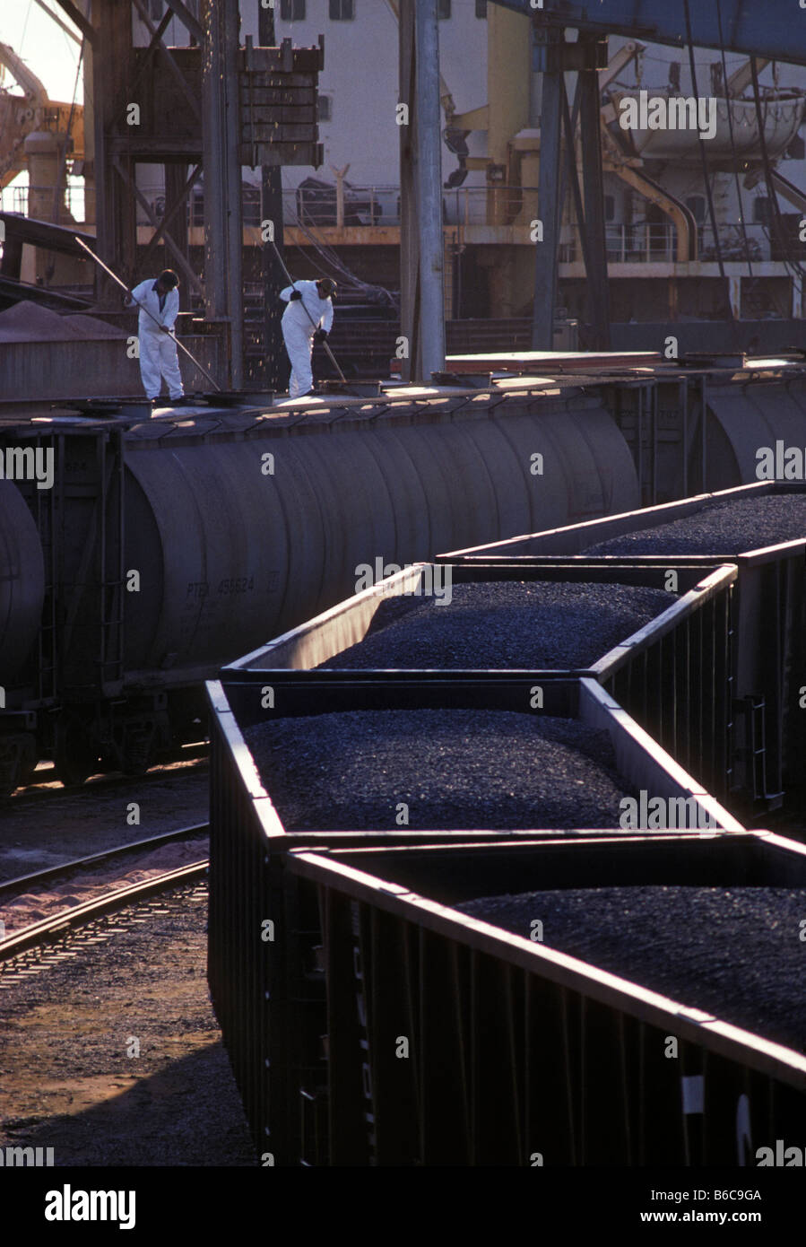 Coal industry workers hi-res stock photography and images - Alamy