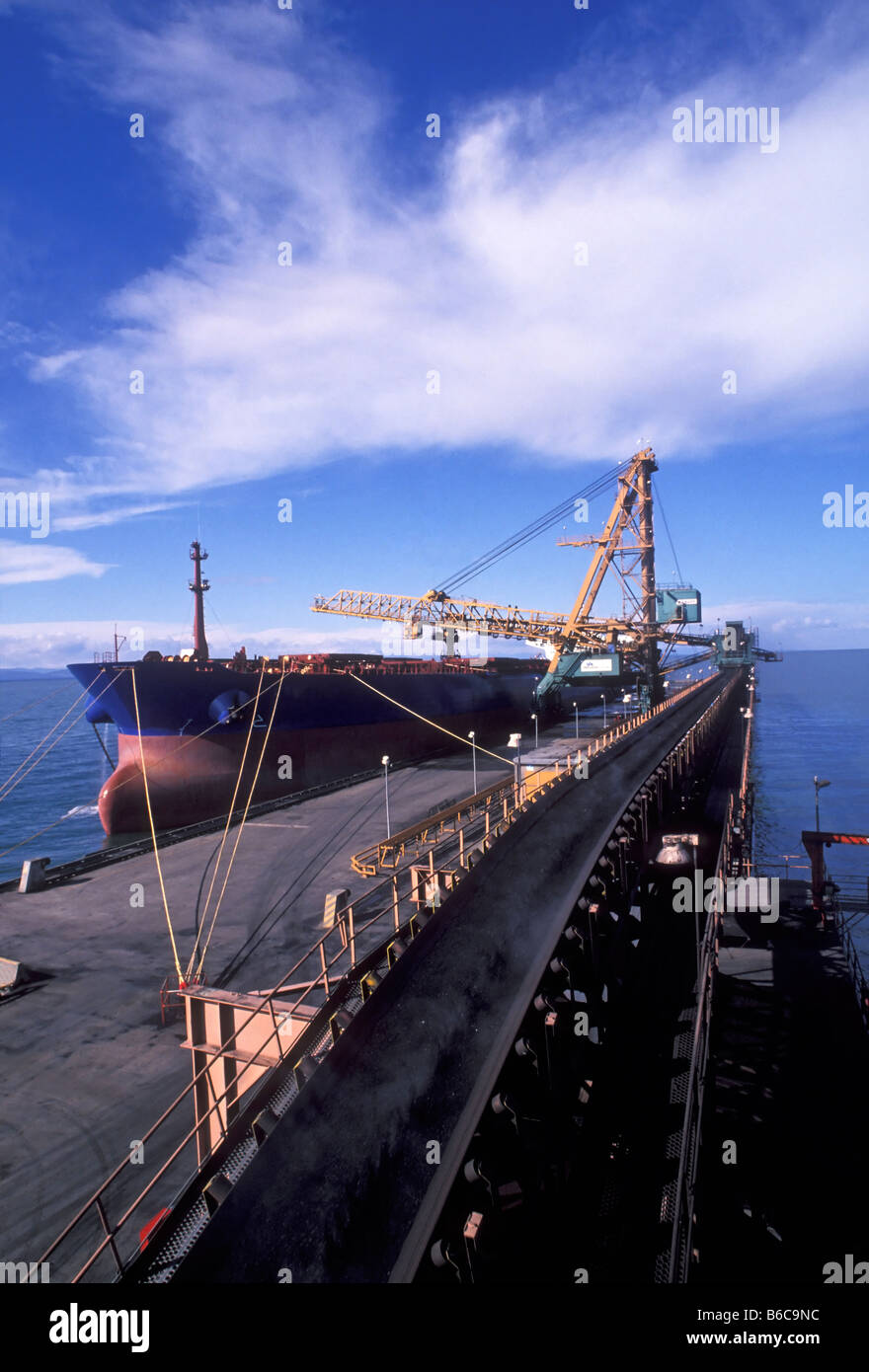 Coal loading terminal vancouver hi-res stock photography and images - Alamy
