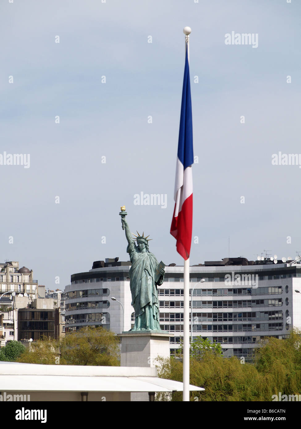 French flag flying in front hi-res stock photography and images - Alamy