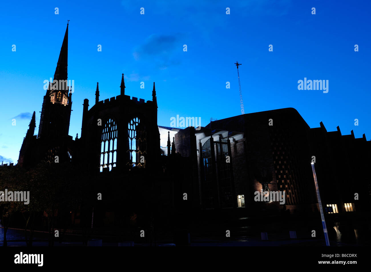 New coventry cathedral hi-res stock photography and images - Alamy
