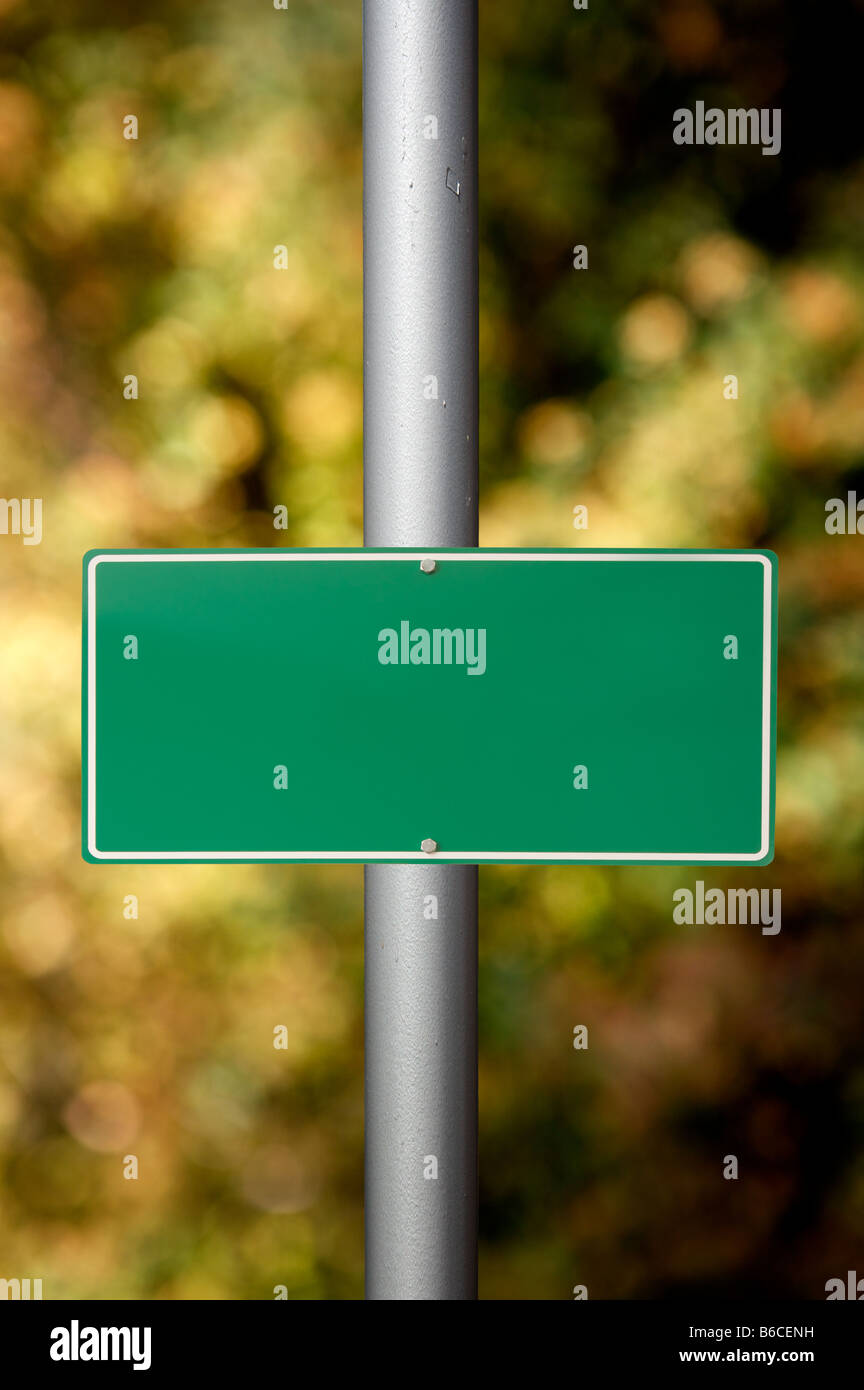blank green traffic sign Stock Photo - Alamy