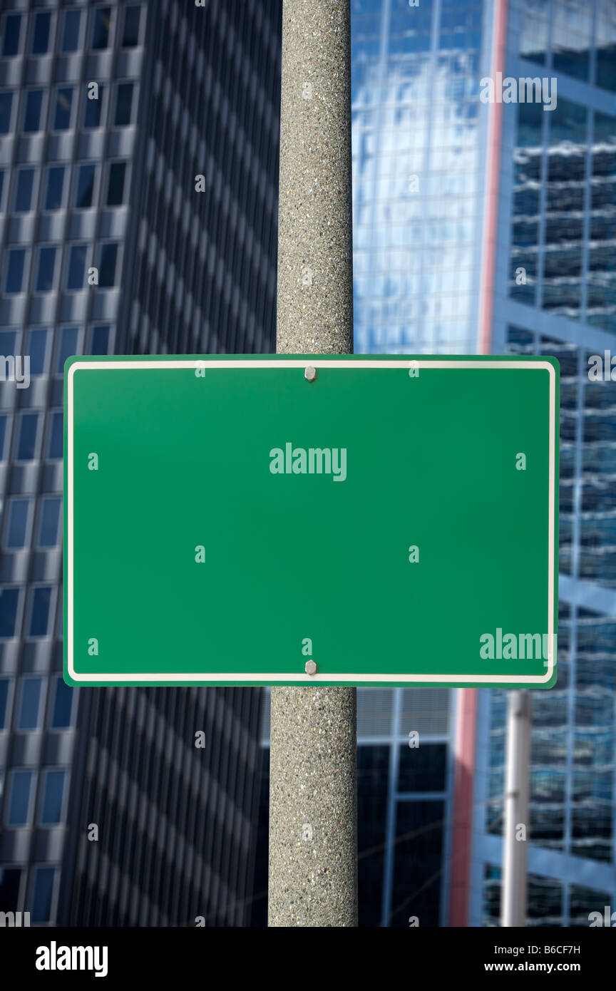 blank green traffic sign Stock Photo - Alamy
