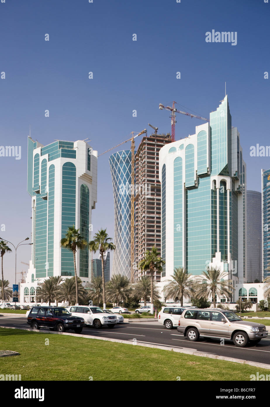 Doha skyscrapers hi-res stock photography and images - Alamy