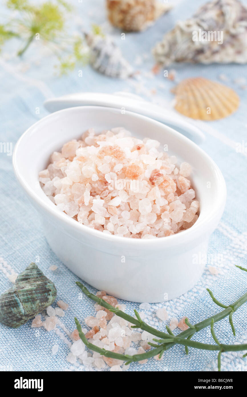 Sea salt crystals in bowl Stock Photo - Alamy