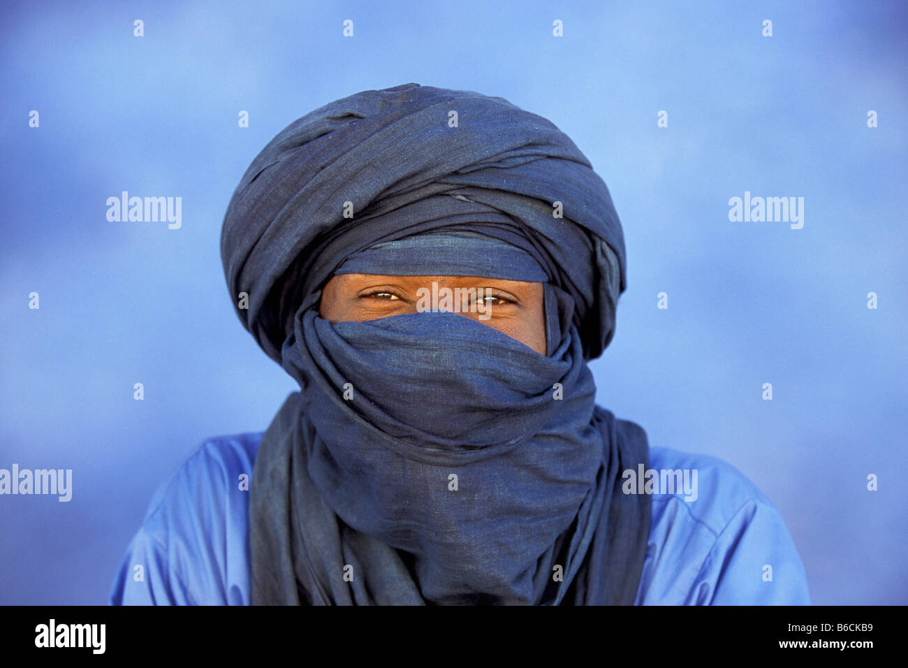 Libya, Fezzan region near Ghat. Man of Tuareg tribe. Portrait Stock ...