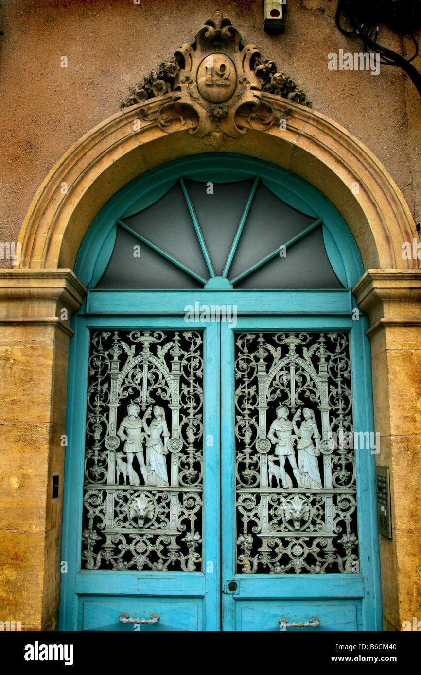 Blue arch hi-res stock photography and images - Alamy