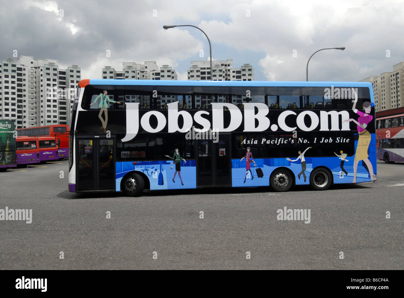 Singapore bus terminal hi-res stock photography and images - Alamy