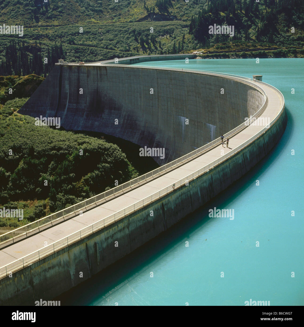High angle view of dam reservoir Stock Photo - Alamy