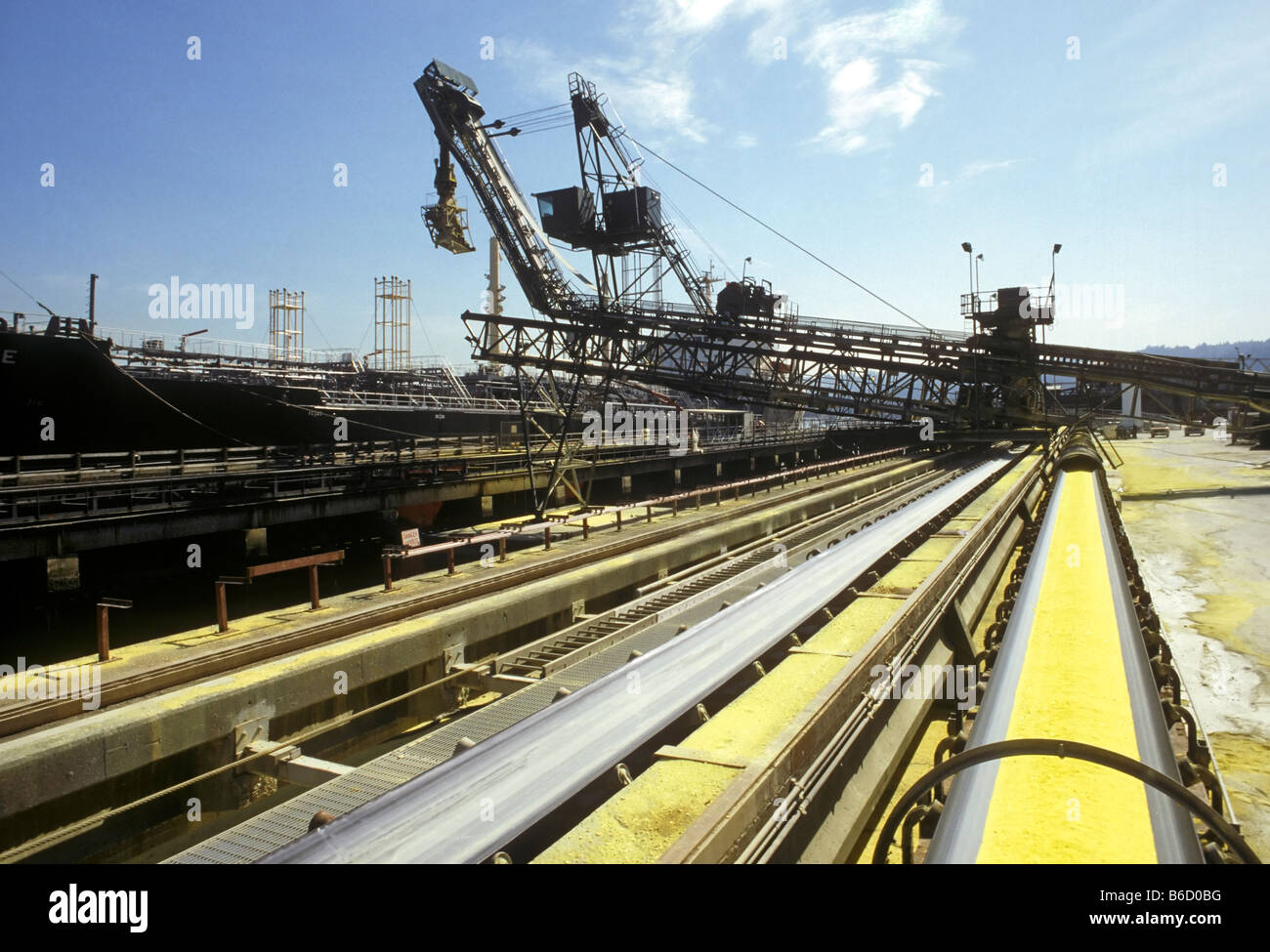 Sulphur pile bc hi-res stock photography and images - Alamy