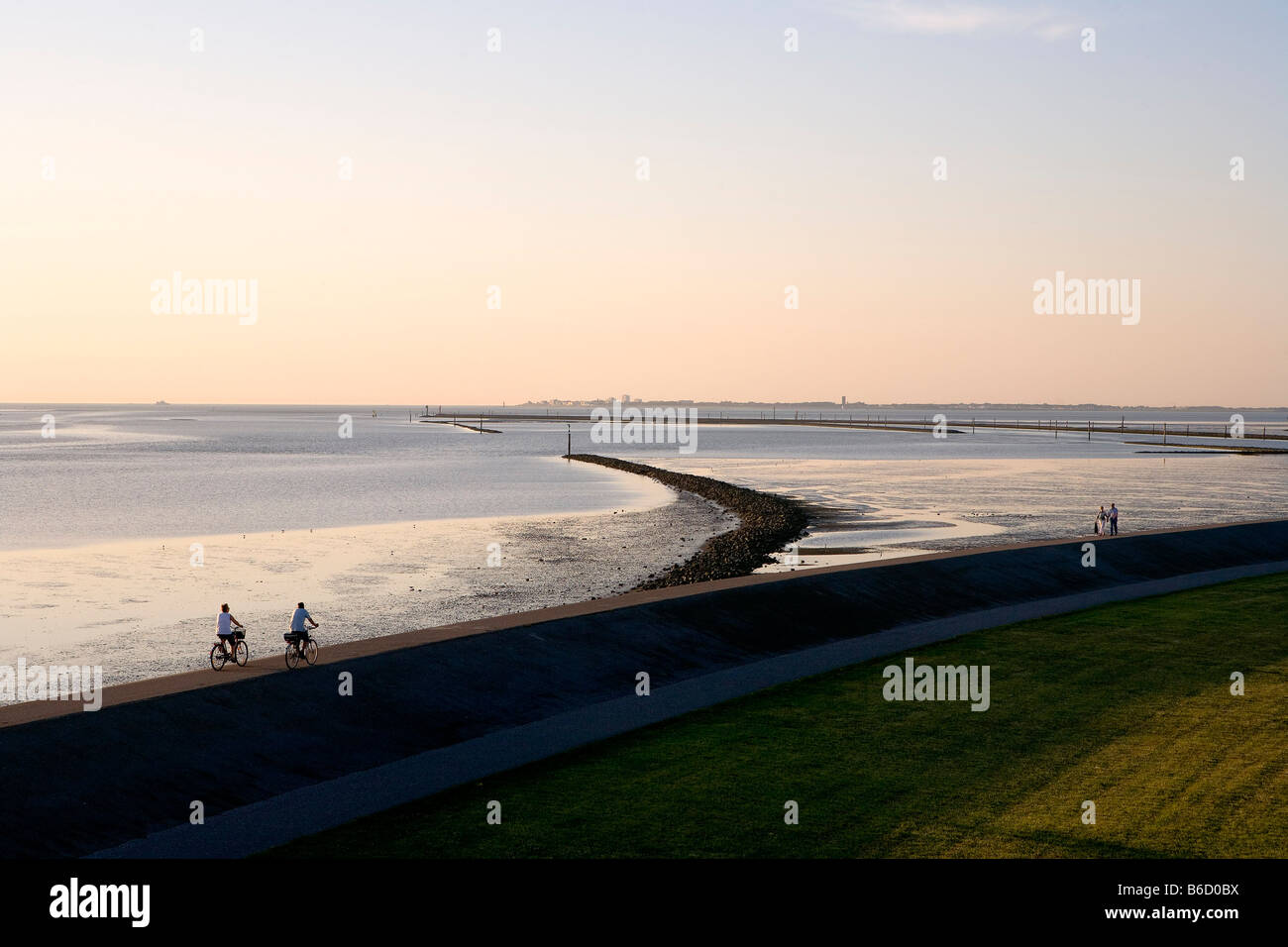 Aerial view of cyclists cycling on landscape Stock Photo - Alamy