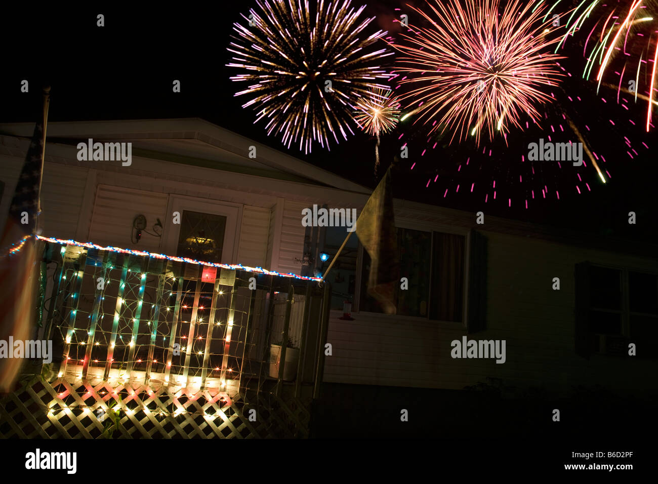 FIREWORKS OVER TRAILER HOME FOURTH JULY INDEPENDENCE DAY CELEBRATION ...
