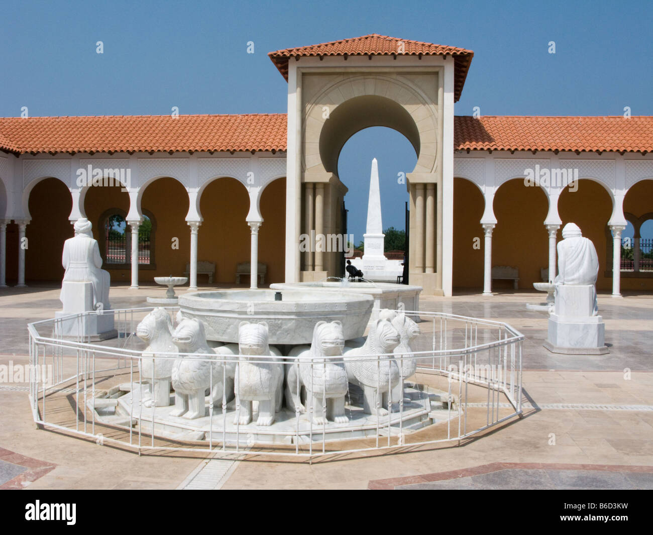 SEPHARDIC MEMORIAL COURTYARD RALLI ART MUSEUM CAESAREA ISRAEL Stock ...