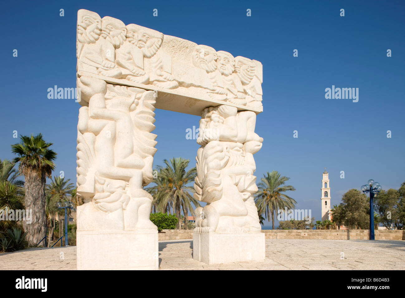 Carved Stone Arch Stock Photos & Carved Stone Arch Stock Images - Alamy