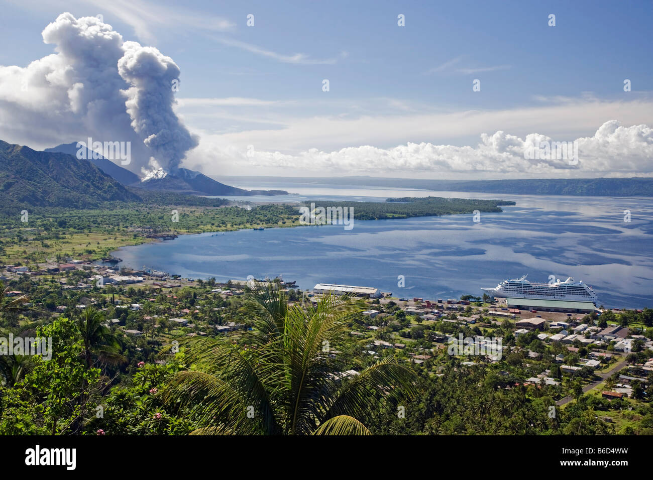 Rabaul hi-res stock photography and images - Alamy