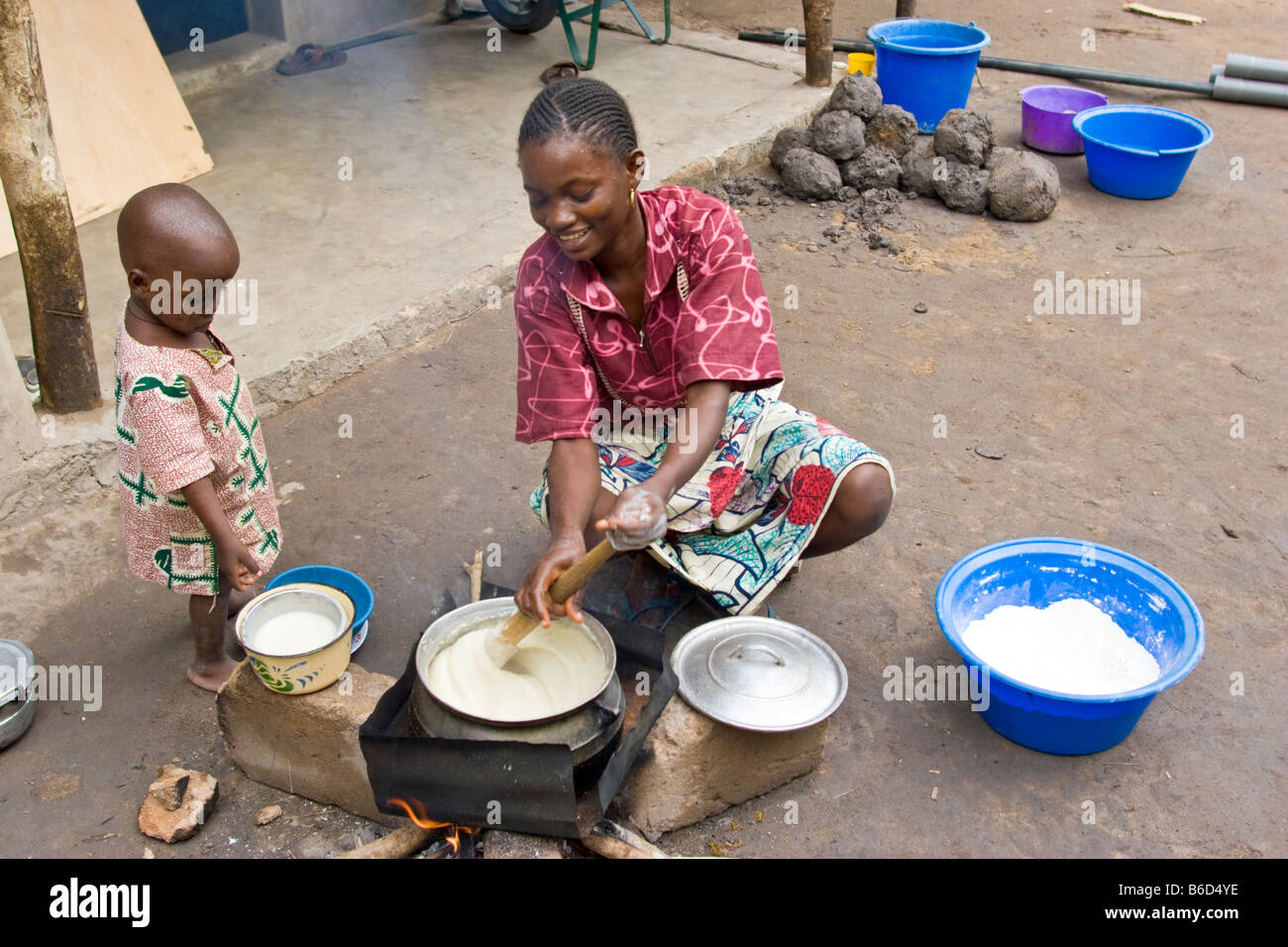 African woman preparing meal for her family, Kpotome, Benin, West ...