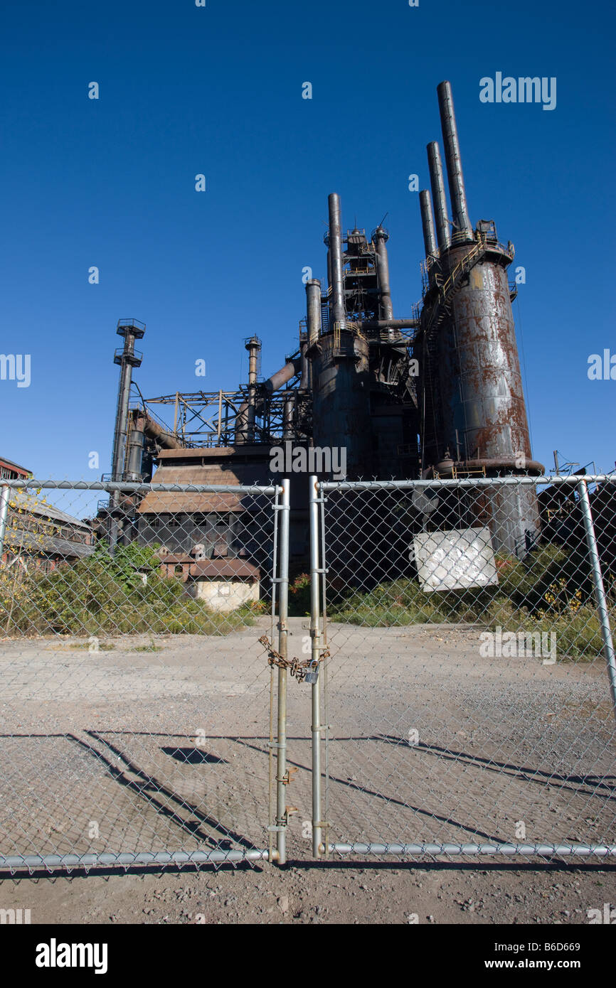 Steel furnace gate hi-res stock photography and images - Alamy