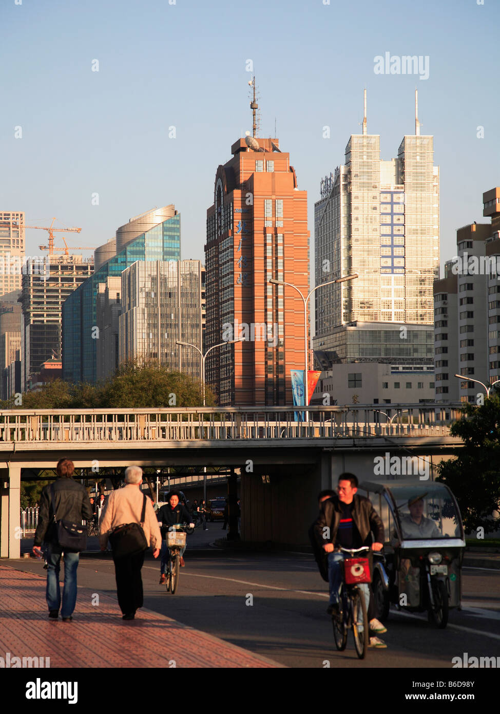 Central business district scene hi-res stock photography and images - Alamy