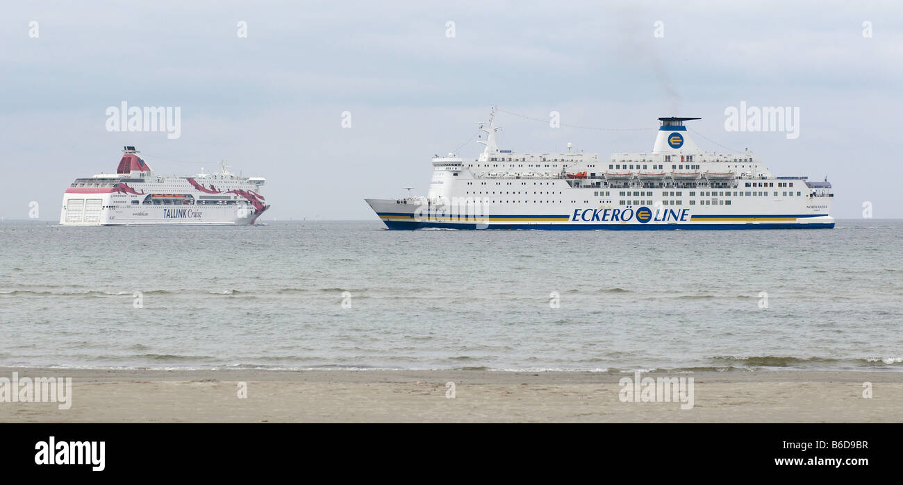 Ferry in tallinn s harbour Estonia Stock Photo - Alamy