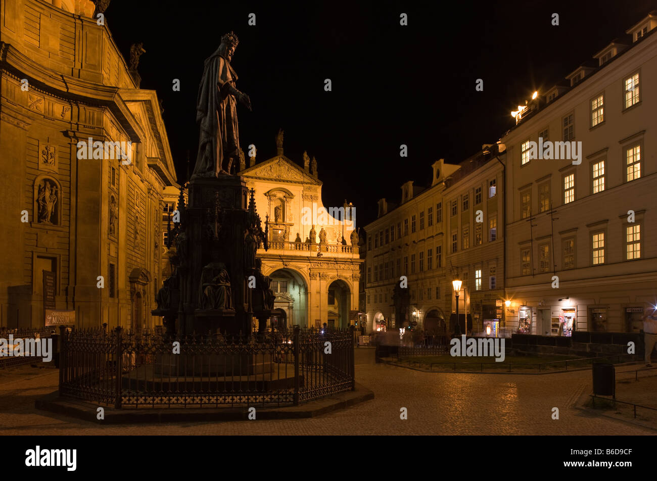 KING CHARLES IV STATUE KNIGHTS SQUARE OLD TOWN STARE MESTO PRAGUE CZECH ...